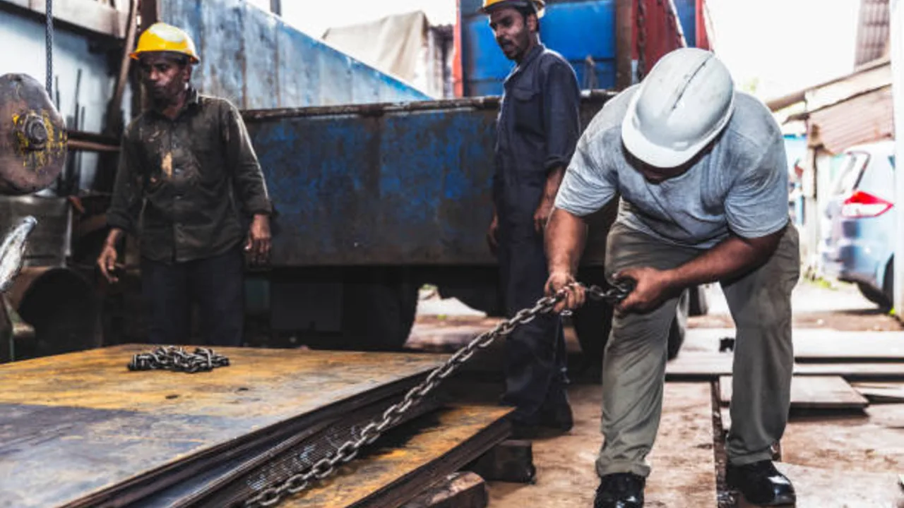 Steel Fabrication Export Documents: Required Compliance Guide